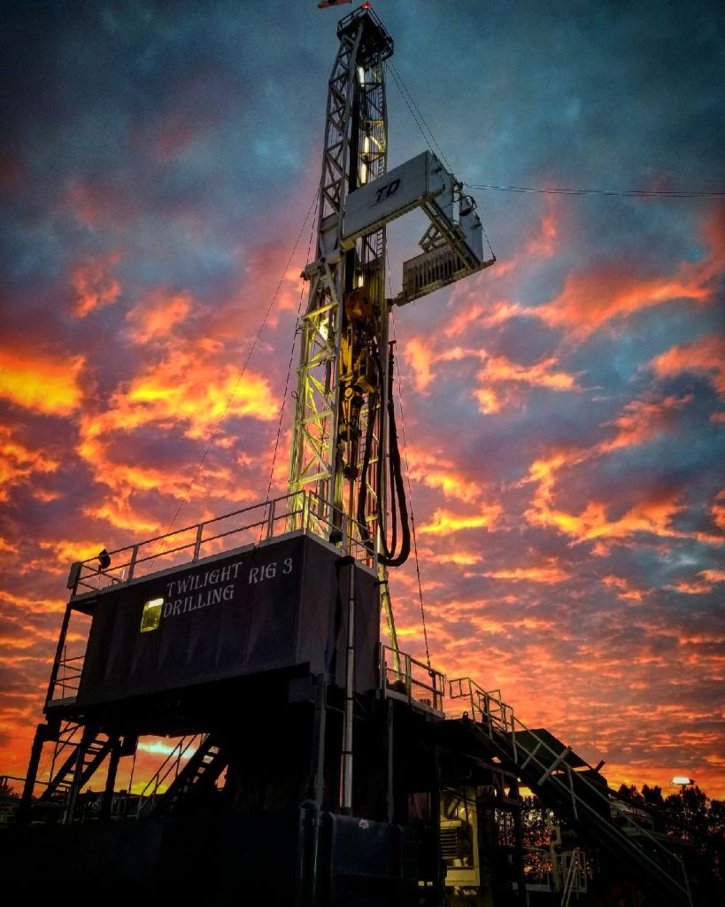 T003- twilight drilling